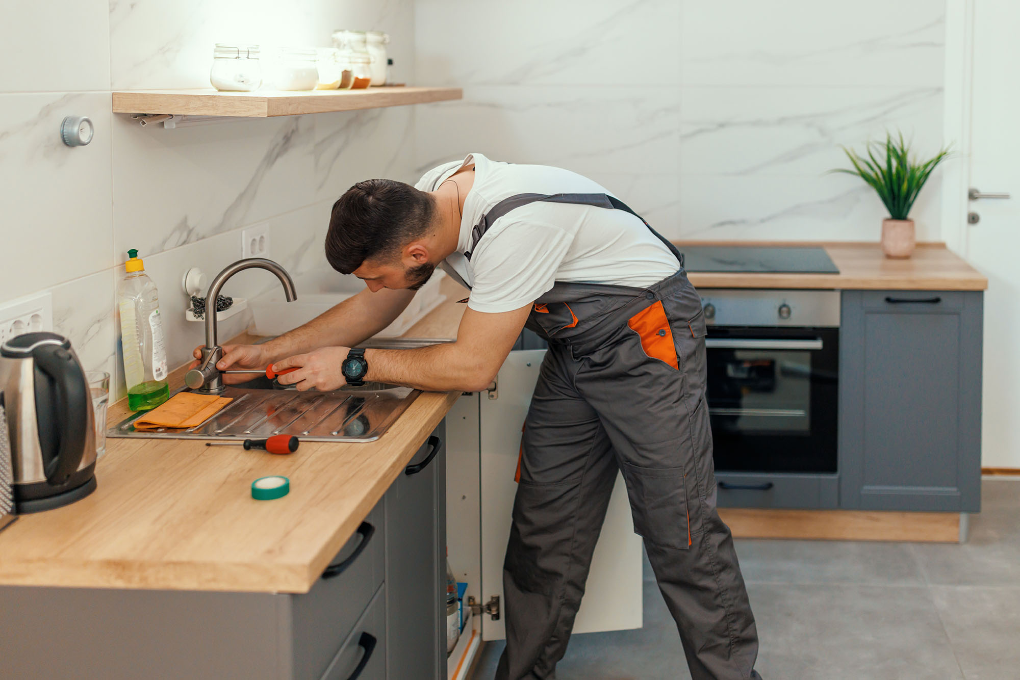 Water Fixture Services | CDL Electric